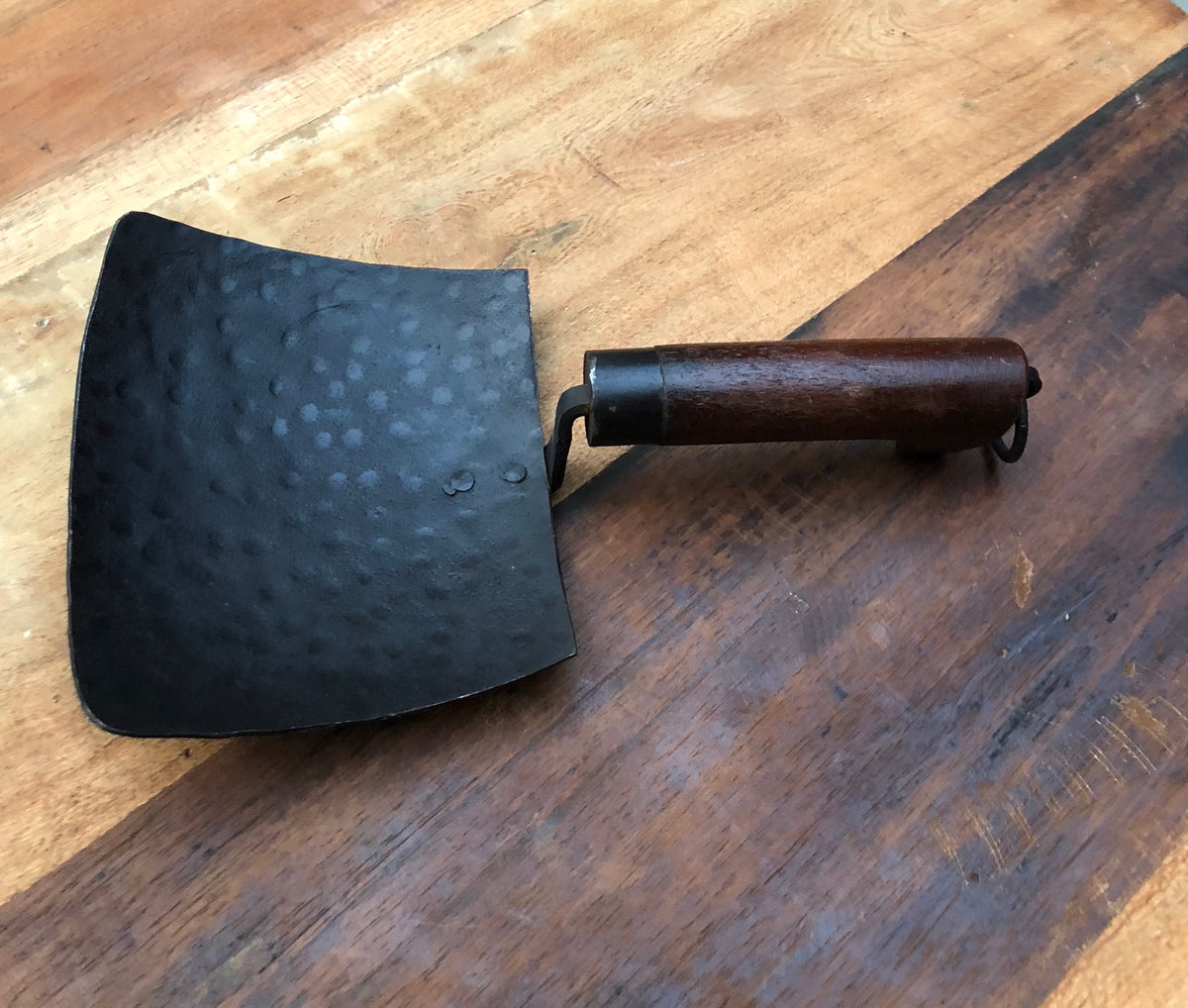 Firebowl / Firepit Ash Scooping Tool (NG3111) – Nomadic Grill + Home